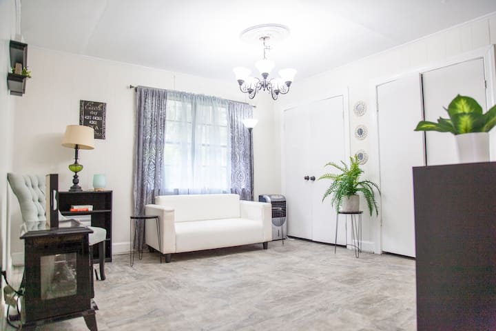 Sunset Haven In The Heart Of Rocky Mount! - Nashville, NC