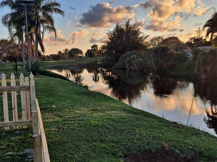 Sandpiper Bay Lake Front House - Port St. Lucie, FL