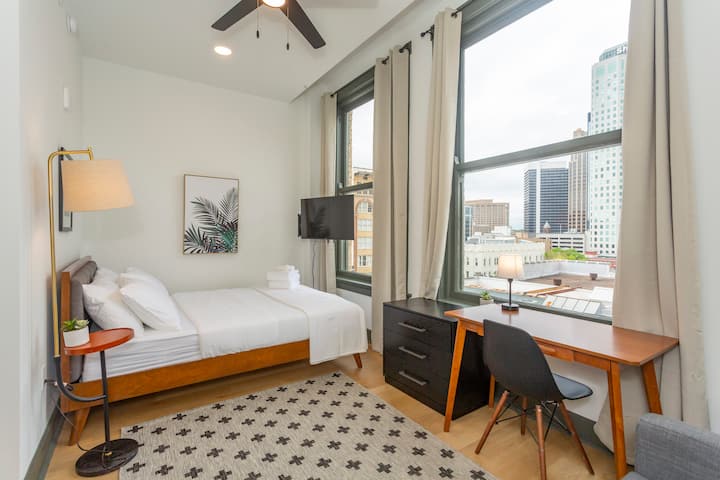 Convenient Downtown Studio 615 - Birmingham