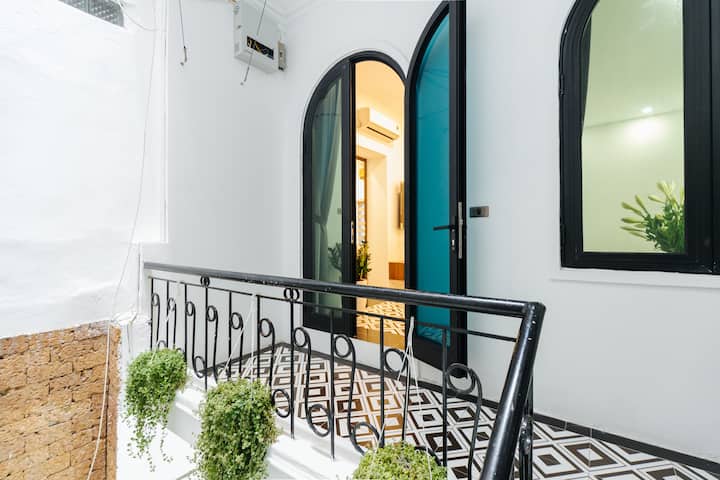 1br Apt@old Quarter Food Street | Hoan Kiem Lake - Hanoi