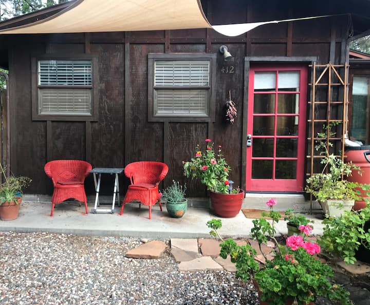 Juniper Avenue Studio In The Pines - Flagstaff, AZ