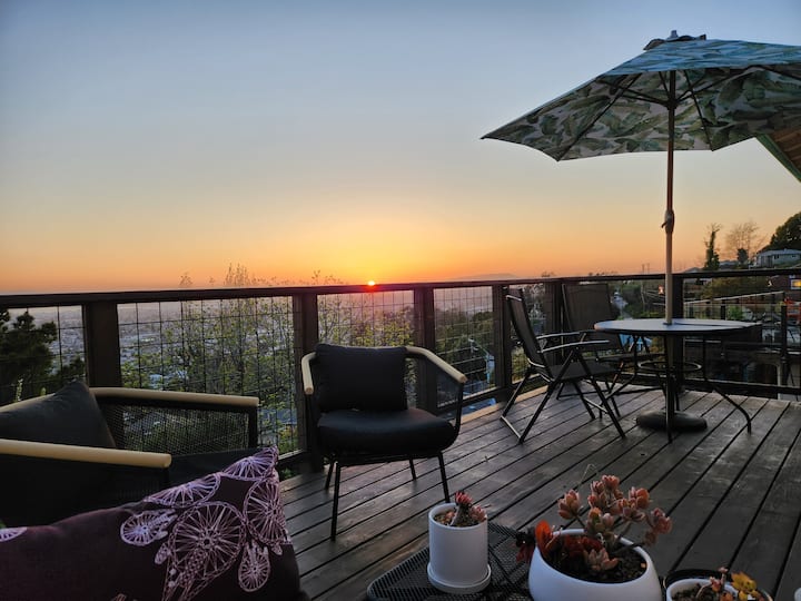 3bd/3ba Mid-century W/stunning Views, Parking + Ev - 오클랜드