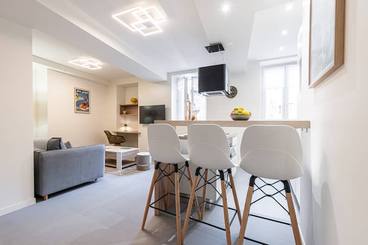 Massena * Spacieux * Lumineux * Clim * Wifi * - ibis budget Nice Aeroport