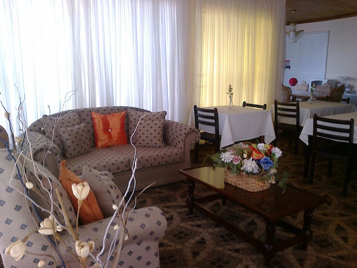 Thamaletta Bed & Breakfast - Randfontein