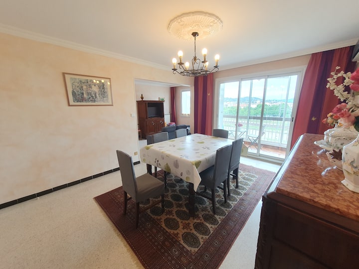 Spacieux T3 Lumineux – Clim, Parking, Proche Gare - Presqu'île de Giens