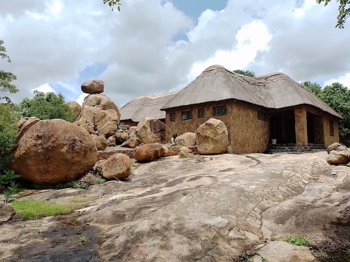Tranquil Retreat In The Hills - Zimbabwe