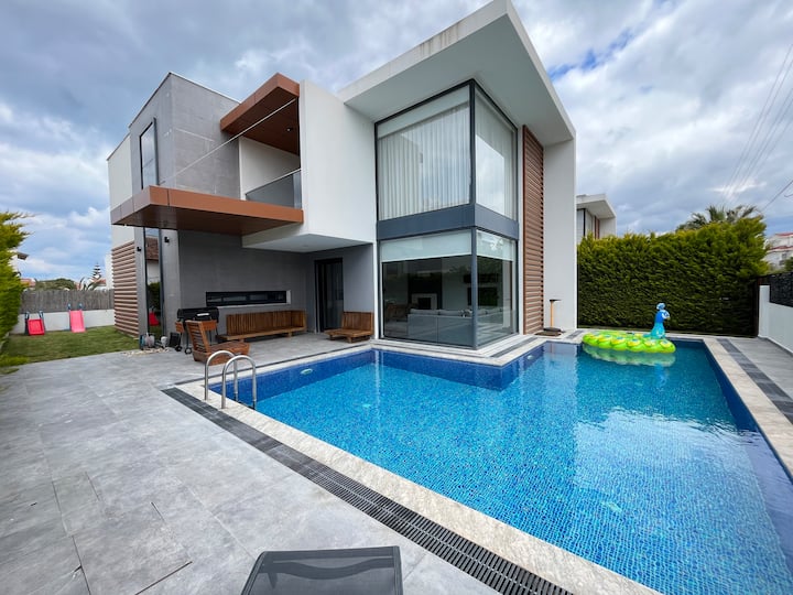 Alaçatı’da 4+1 Lüks Villa - Çeşme, Çeşme-Izmir, Türkei