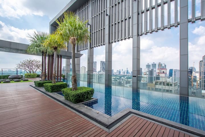 Luxury 1br 300m Pool Bts Phromphong Emq Emsphere - Bangkok