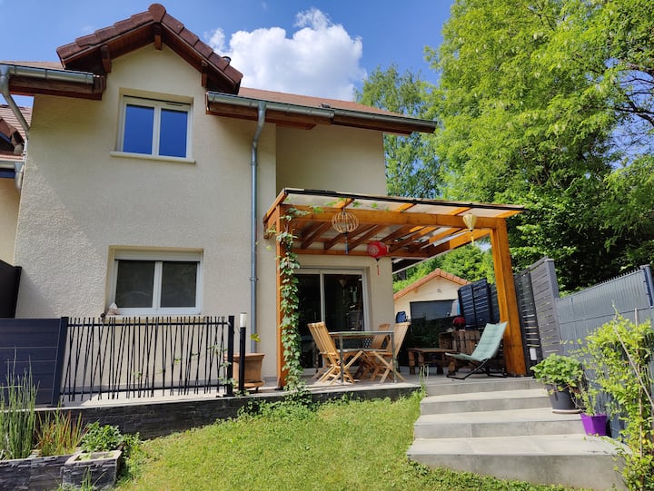 Maison à La Campagne à Deux Pas D'annecy - Cruseilles