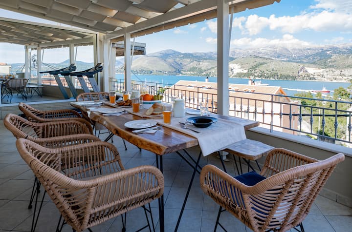 Cielo Alto Penthouse | 4 Bedrooms, Sleeps 10 - Cephalonia