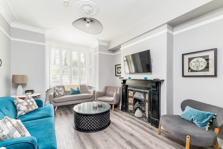 Gorgeous Central 5 Bed House In York With Parking - York