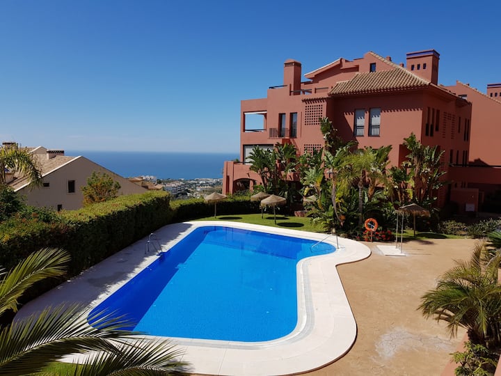 Luxury Apartment With A Sea View - Calahonda