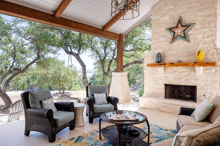 Spacious Family Escape W/hot Tub & Game Room! - 峽谷湖