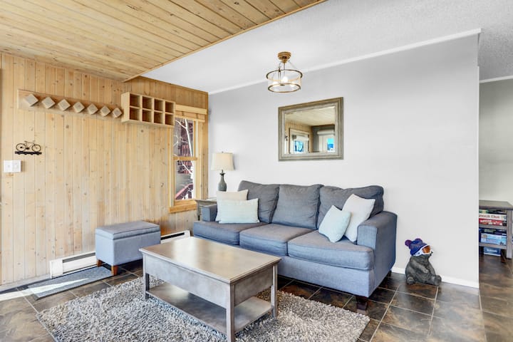 Summit Dreamers Den - Steamboat Springs, CO