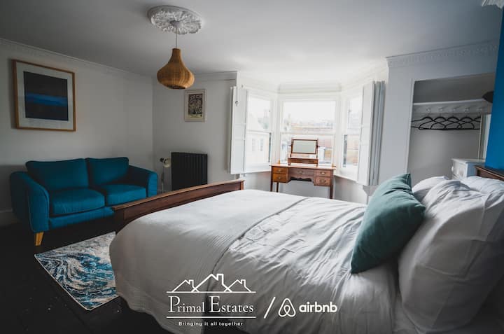 Spacious 3bed 2bath Home W Roof Terrace |Book Now! - Brighton Marina