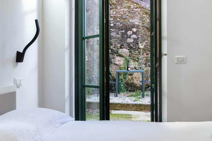 Tulipano - Romantic Apartment With Private Dehor - Varenna