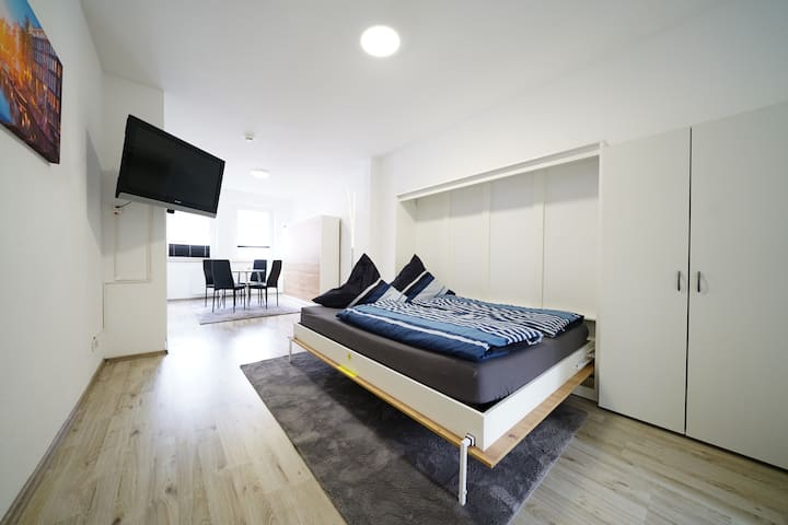 Schöne Helle 50qm Suite Mit Großer Küche - Essen, Allemagne