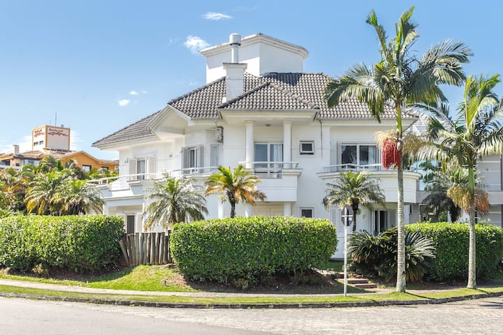 Casa Branca Jurerê Internacional - Brazil