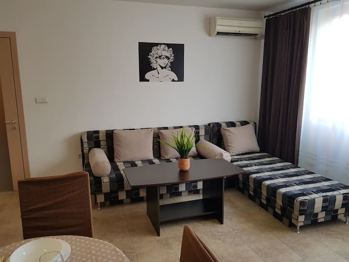 Apartment Valeria - 瓦爾納