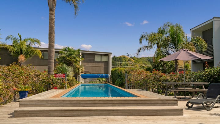 Aqua Soleil Beachfront Villa - Whitianga