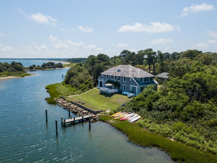 Harthaven Estate And Private Beach Sleeps 12+ - Oak Bluffs, MA
