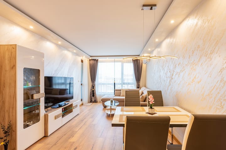 M1 Pool And Beach View Apartment - Burgas