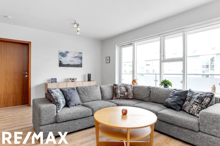 Cosy Apt Near Skylagoon And Downtown Reykjavík. - Reykjavík