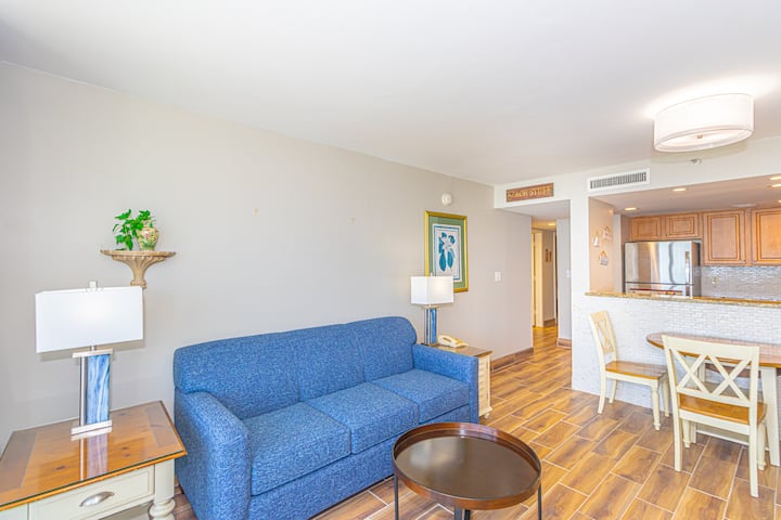 Atlantica 2bd/2ba Oceanfront Condo W/wifi, Parking - Myrtle Beach