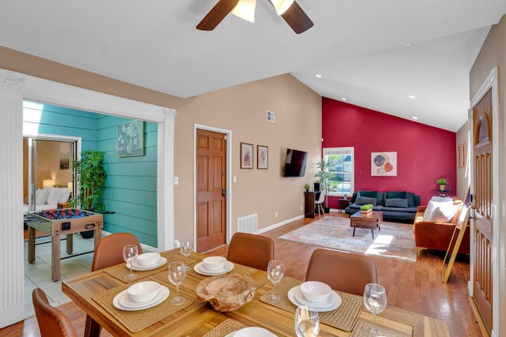 Single Level | Free Parking & Wi-fi | Private Yard - Hayward, CA
