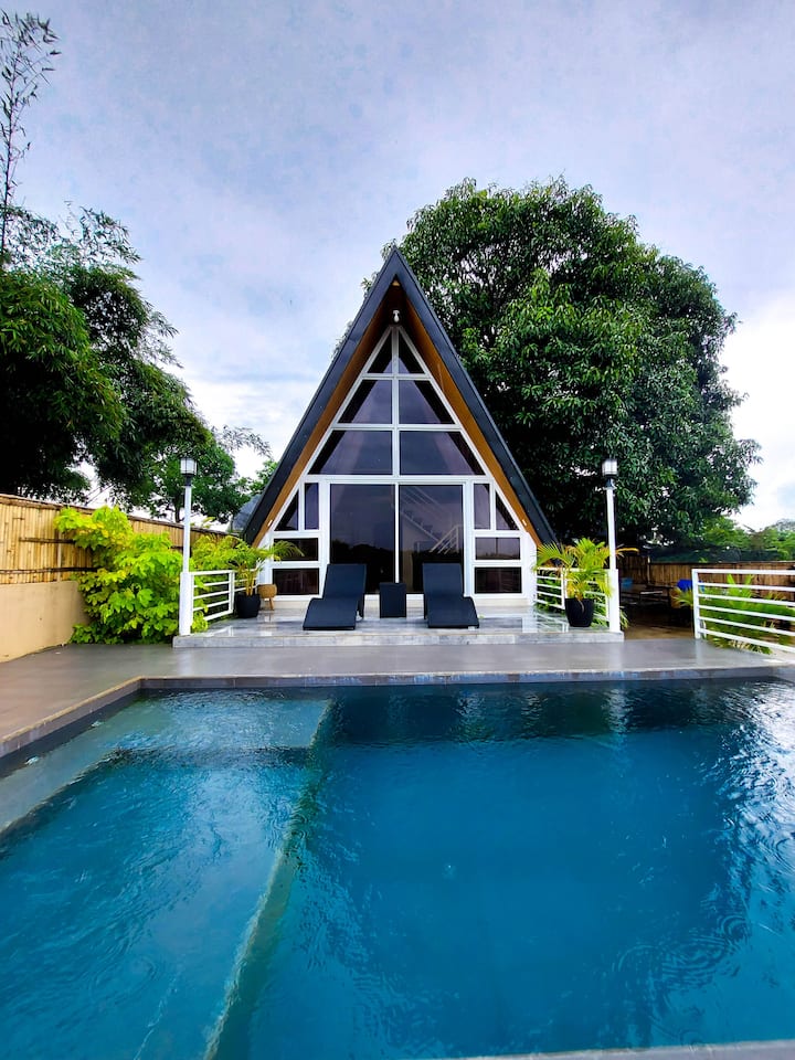 Aya Farm Resort - Cabin 1 With Pool - Palauig