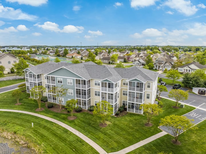 Aw Shucks Condo - Lewes- 2 Pools, Close To Trail - Cape Henlopen State Park, Lewes