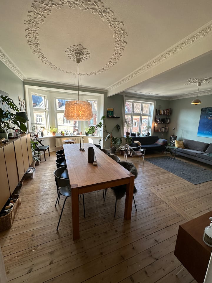 Charmerende Lejlighed På Vesterbro - Tæt På Metro - Kopenhagen