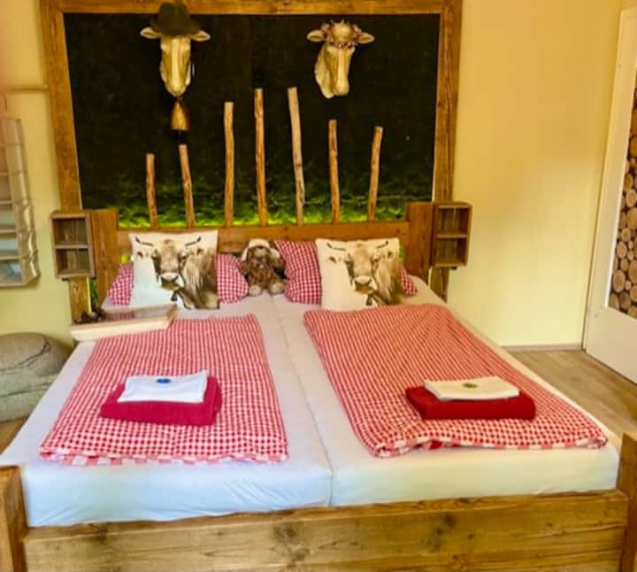 Glückliche Kuh Villa, Garten Suite – Natur & Ruhe - Altusried