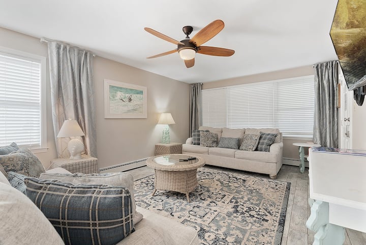 Beachbound! Parking & 2 Blocks To The Beach - Brigantine, NJ