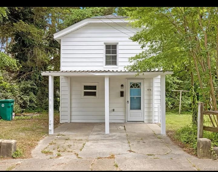 Cute 1 Bdrm House That Sleeps Up To 3 - Petersburg, VA