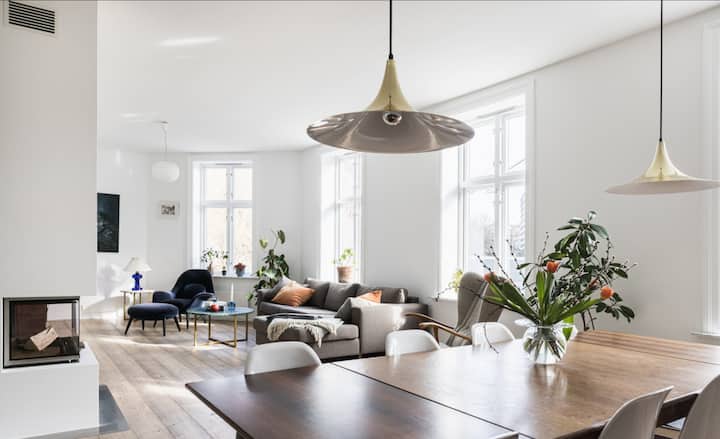 Klassisk Og Stor Familieleilighet Grunerløkka. - Oslo