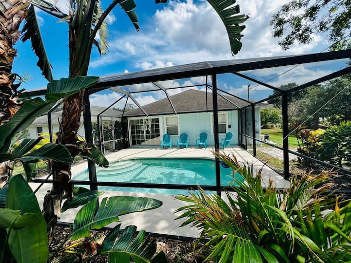 Beautiful Renovate Home Jacuzzi Pool Heated Wifi - Vero Beach, FL