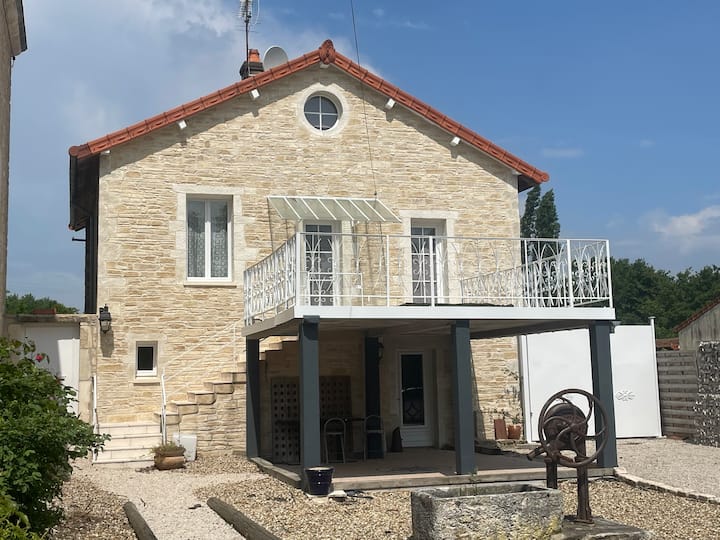 Gîte De Rully La Plaine "Au Bord De L'eau" - Chagny
