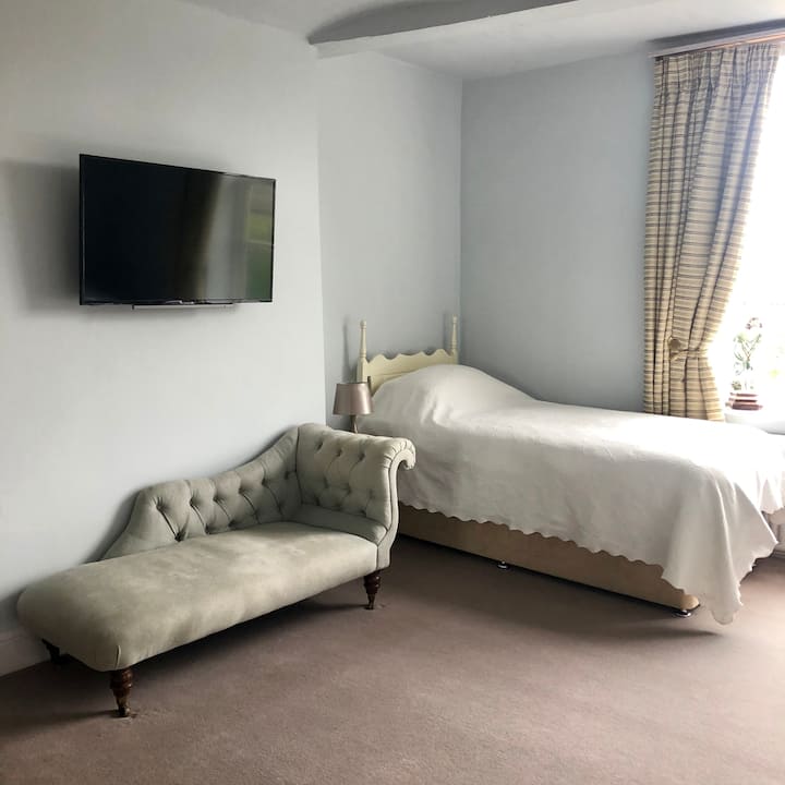 B&b In Pickmere, Near Knutsford & Northwich - Staffordshire