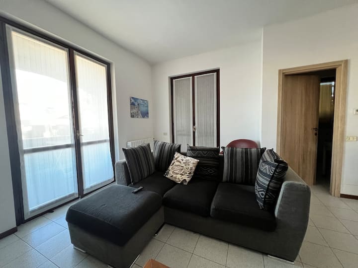 Bilocale Con Balcone - Cinisello Balsamo