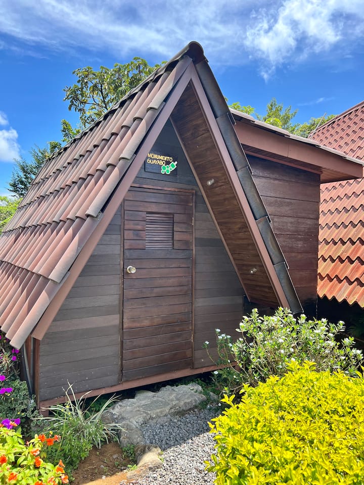 Bungalow Monumento Guayabo