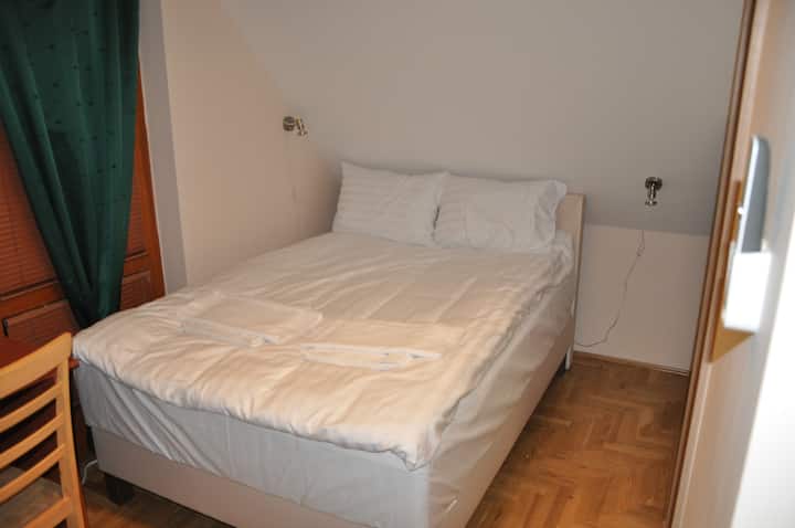 Sport Hotel - 4-es Szoba - Veszprém megye