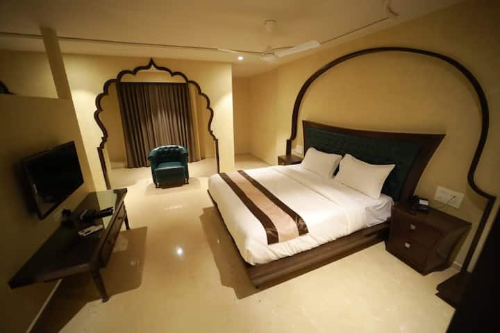 Morrocan-themed | Pvt Room | B2b/b2c | Latur - Latur