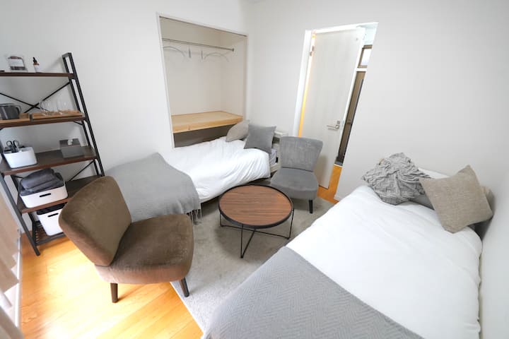 Close To Shinjuku! Twin Beds,projector,appliances! - Harajuku