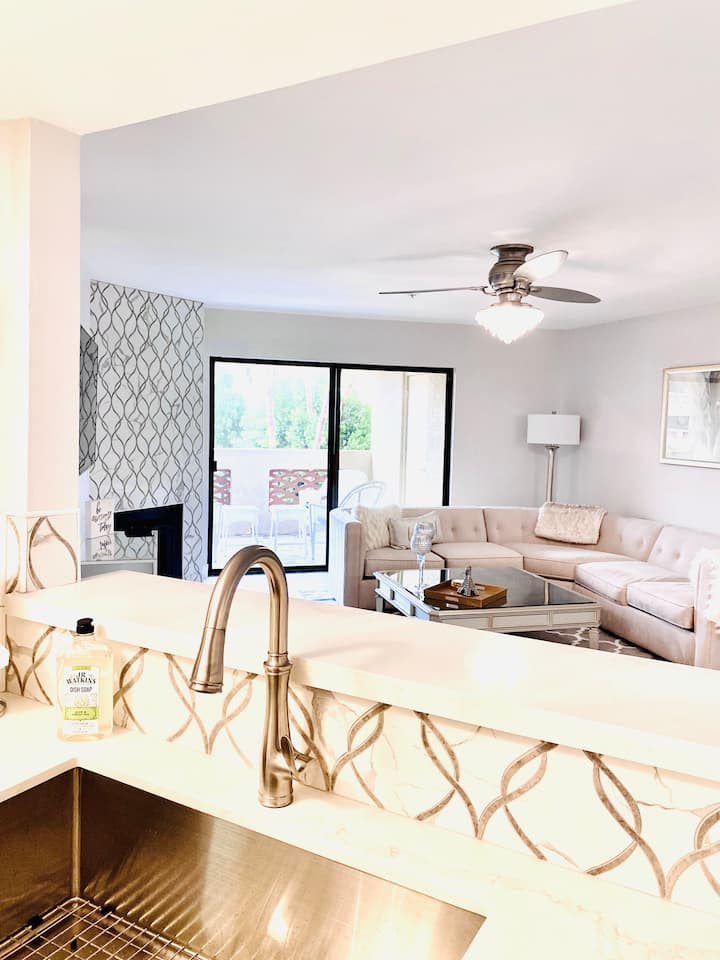 Glam! Gorgeous|biltmorecondo|walk To All - Phoenix, AZ