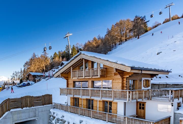 Stunning Chalet Adele On The Piste - Veysonnaz