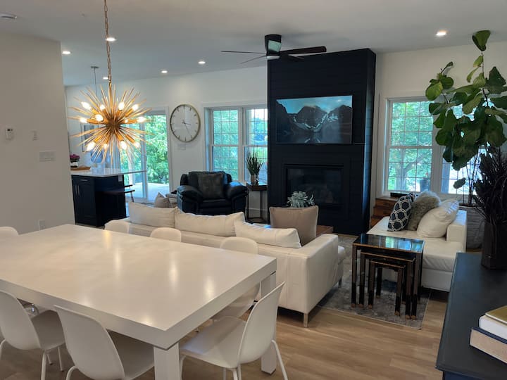 Waterfront 4 Bedroom Private Home - Arnprior
