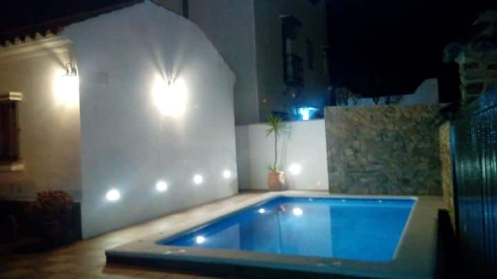 Chalet Bartana En El Pueblo - Conil de la Frontera