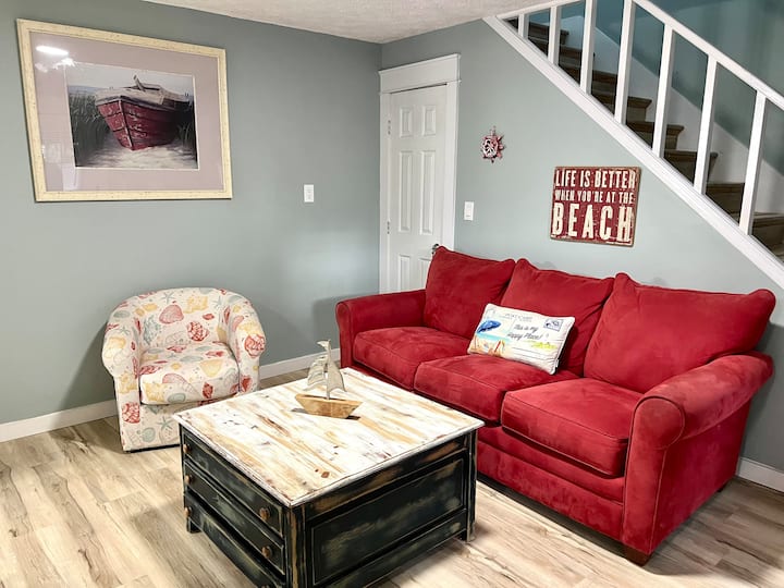 Cozy Comfort In St Andrews - Panama City, FL