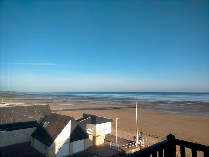 Appartement Avec Vue Imprenable Sur La Mer - Bernières-sur-Mer